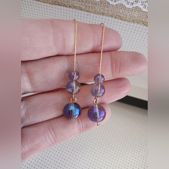 kimmmypie | Jewelry | Color Shift Round Beads Threaded On Gold Plated ...